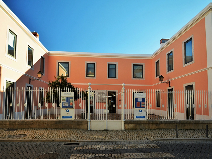 Biblioteca Municipal de Azambuja e BICA - Biblioteca Itinerante do ...